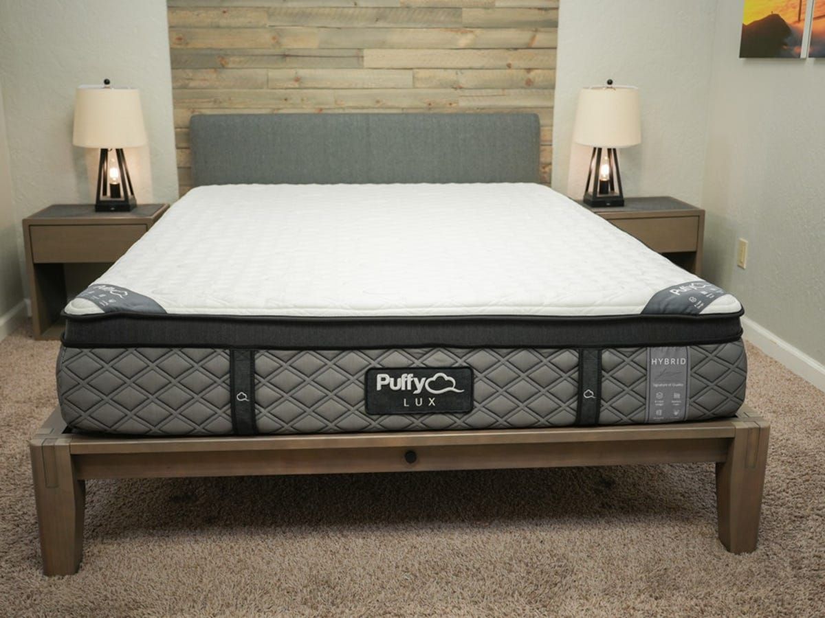 Tuft & Needle vs Puffy: All-Foam Mattress Comparison | Banner Mattress ...